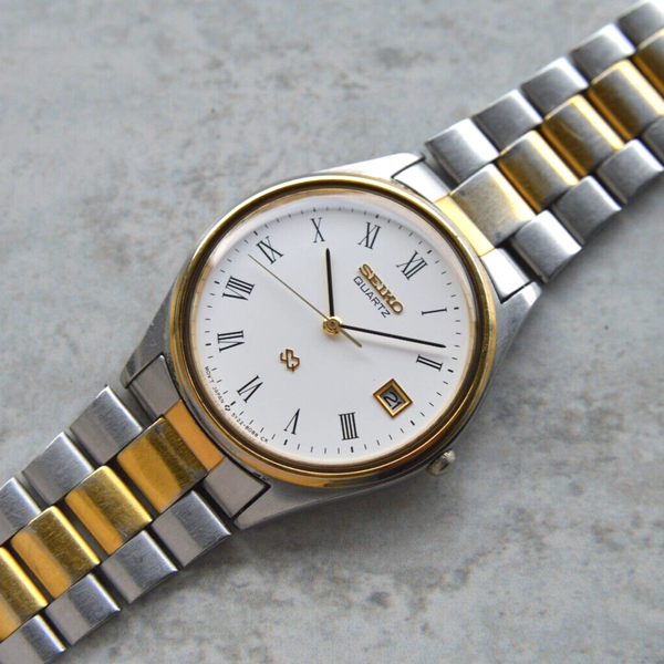 June 1988 Seiko Two Tone Bracelet Men's 5Y22 White Dial Quartz Watch ...