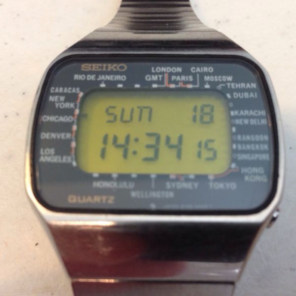 Seiko Pan-Am M158-5000 vintage digital watch | WatchCharts Marketplace