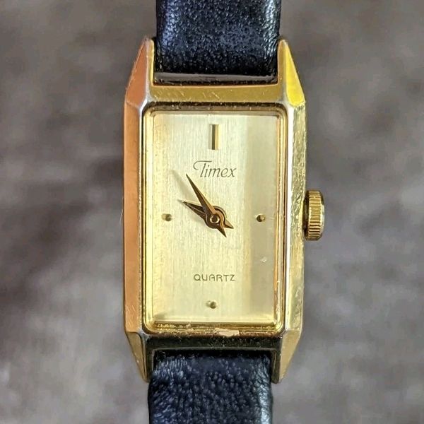 Vintage Timex 78 Women's Petite 13mm Rectangular Gold Tone Quartz Watch ...