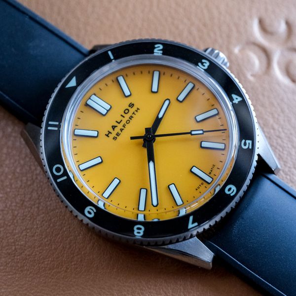 [$1,000 USD] [WTS/WTT] Halios Seaforth Bahama Yellow (Series IV ...