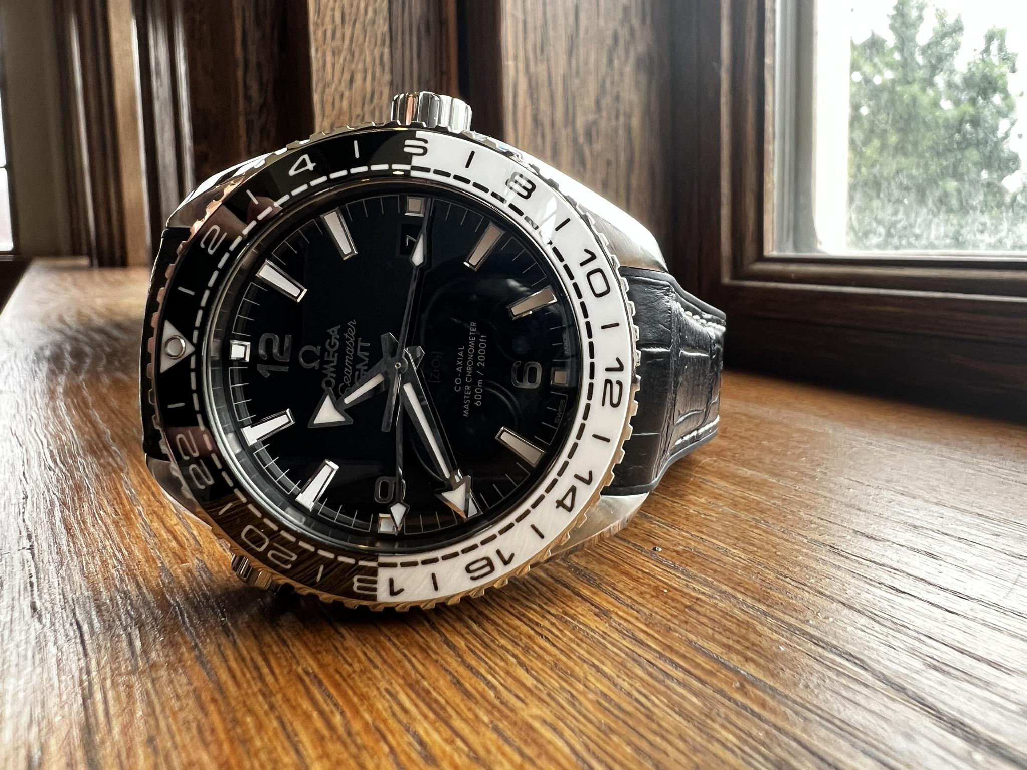 [WTS] Omega Seamaster Planet Ocean GMT - Oreo | WatchCharts