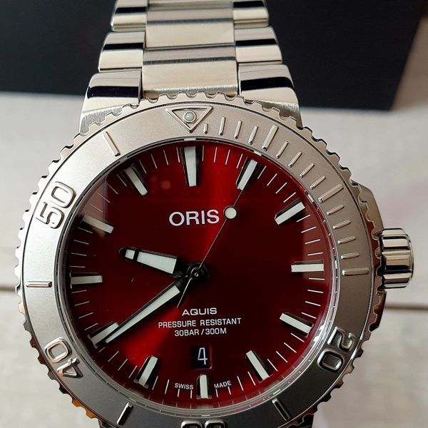 Oris Aquis Red Cherry Men's Watch - 01 733 7730 4158-07 8 24 05PEB ...