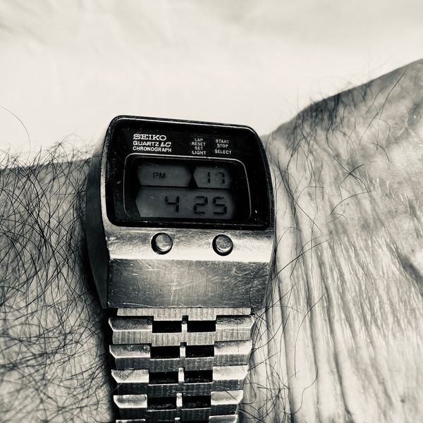 The worlds first digital Chronograph. 1976 Seiko 0634-5019 Vintage LCD ...