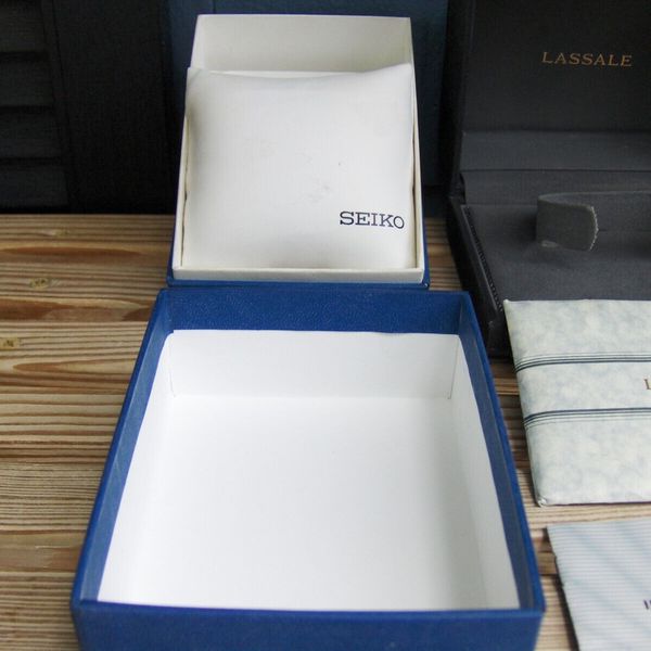VINTAGE SEIKO WATCH BOXES | WatchCharts Marketplace