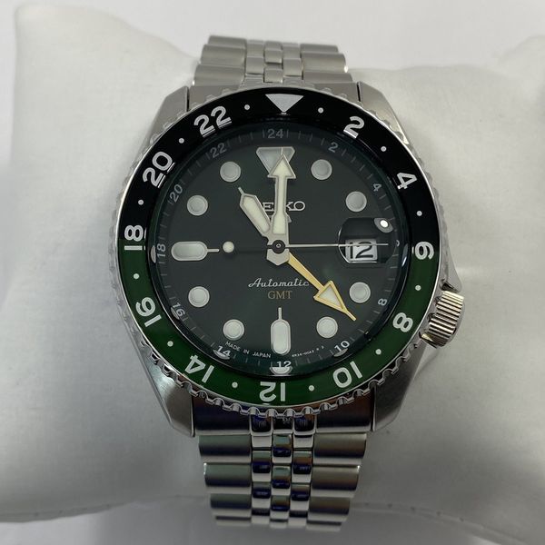 Seiko 5 Sports SKX GMT Automatic Green Dial Stainless Steel Men's Watch ...