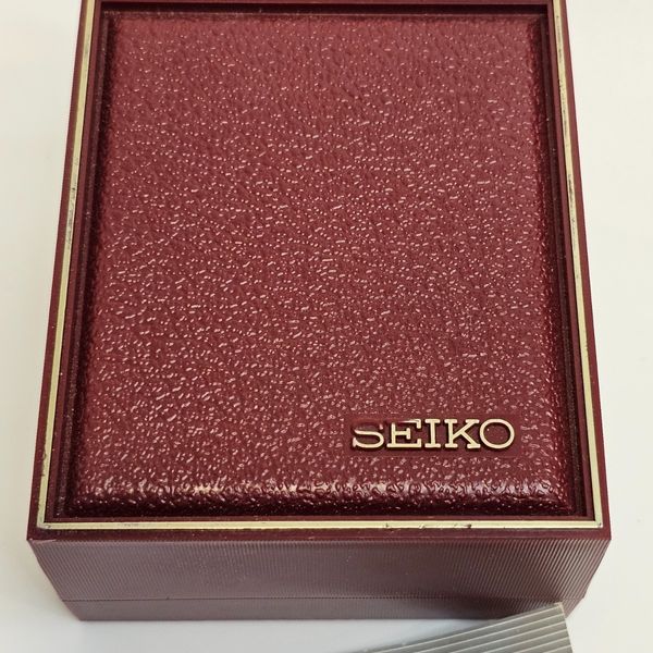 Vintage Seiko Watch womens ladies gold tone in box NEEDS STEM ...