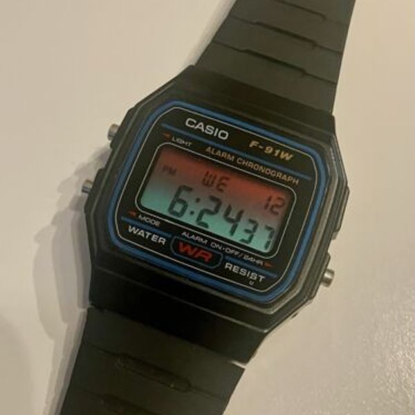 Casio Digital Watch with Red & Green Gradient Mod Model: F-91W [593 ...