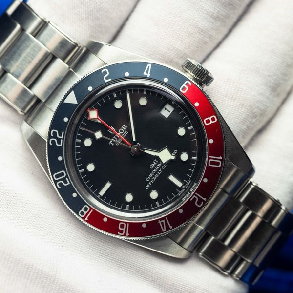 TUDOR Black Bay GMT â Pepsiâ - 2025 FULL SET - 79830RB | WatchCharts ...