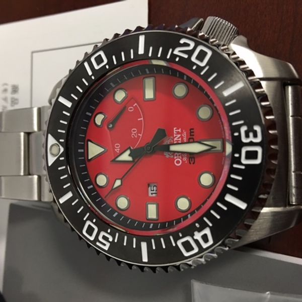 SOLD 2015 Orient Saturation Diver Gen 2 RED | WatchCharts Marketplace