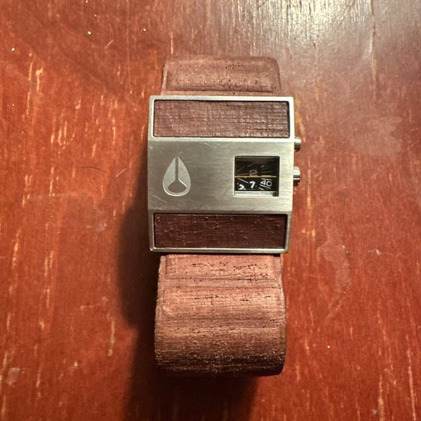 Vintage Nixon Rotolog Leather Watch Menâ s | WatchCharts Marketplace