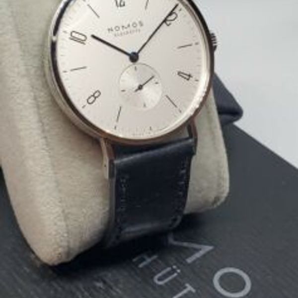 Nomos Tangente 38mm Reference 164 display back Bauhaus skx sub ...