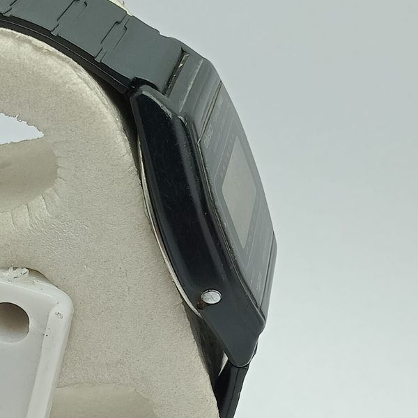 Casio Lithium F-85 Quartz 160 Alarm Chronograph Digital Menâ s Watch ...