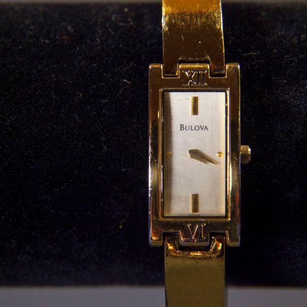 Ladies Bulova Gold Tone Quartz T8 Watch, Vintage Bulova Wristwatch ...
