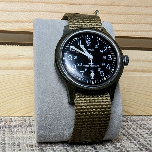 Vintage 1980s Timex MacGyver Men's Camper/ Military Field Mechanical ...