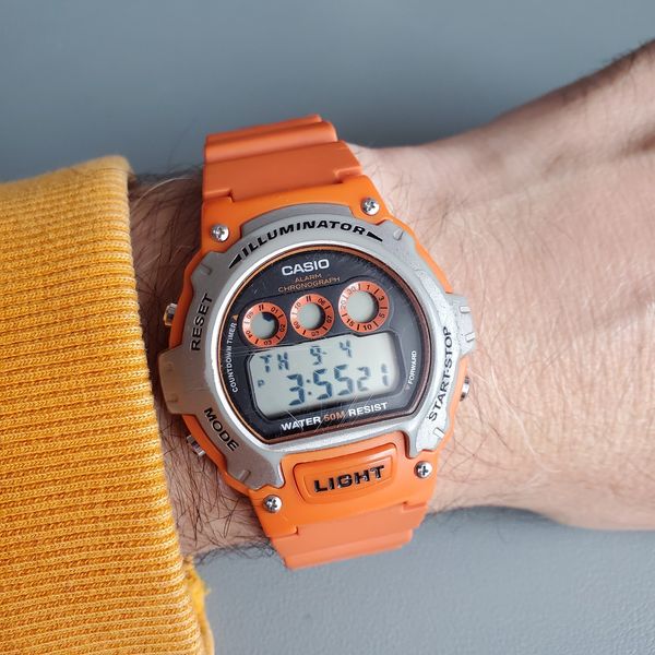 Casio Illuminator W-214H Orange - Digital Watch | WatchCharts Marketplace