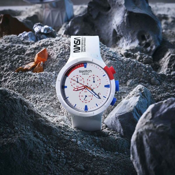 Swatch Watch SPACE COLLECTION EXTRAVEHICULAR NASA SB04Z400 Chronograph ...