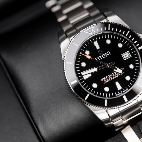 [$1,100 USD] FS Titoni SeaScoper 300 Diver | WatchCharts