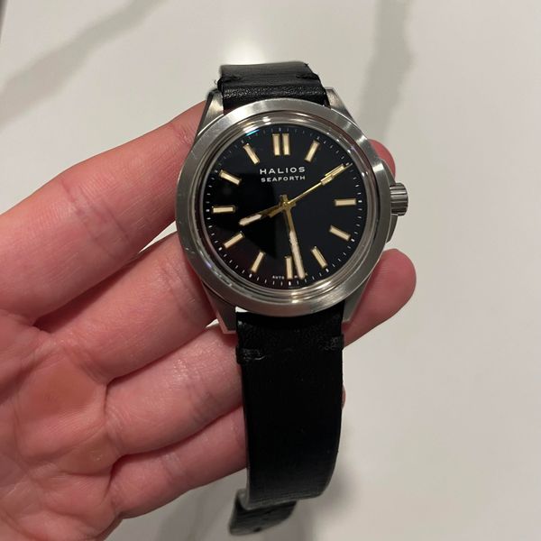 [WTS] Halios Seaforth No Date Black/Gold $575 OBO | WatchCharts Marketplace