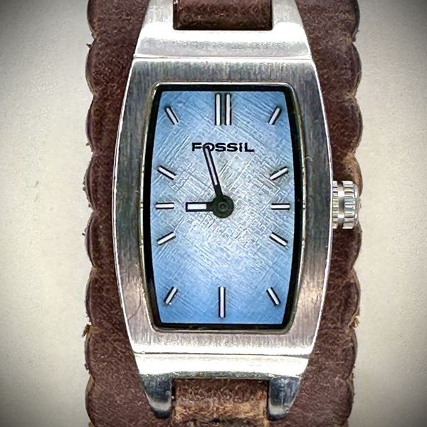 Unique Fossil Leather Decorated Watch JR9101 - New Battery ...