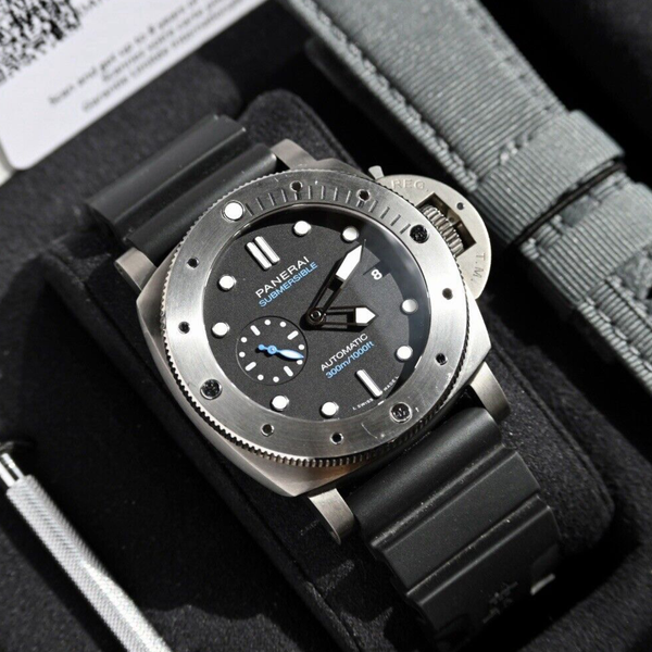 2022 PANERAI Submersible Titanium PAM02305 Diver Mens Automatic 47mm ...