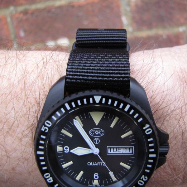 CWC SBS Divers Watch 1987 Re-Issue | WatchCharts Marketplace