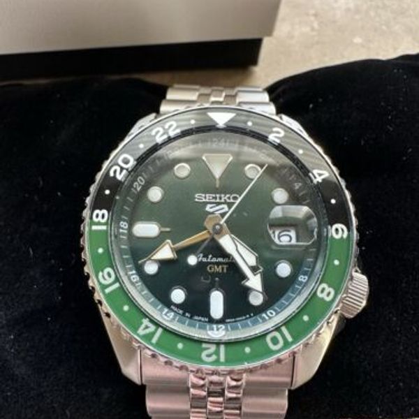 Seiko 5 Sports SKX Sports GMT Green Dial Stainless Steel Watch SSK035 ...