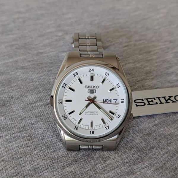Seiko 5 Sports SNK559J1 | WatchCharts Marketplace