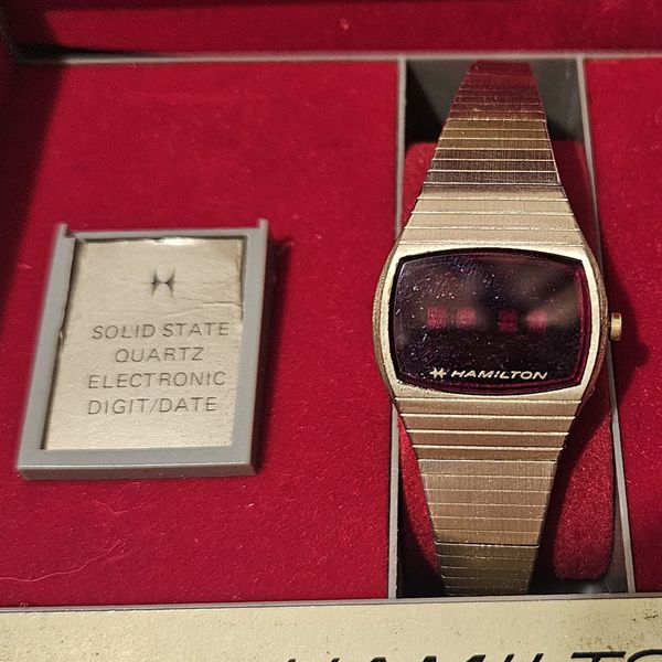 1970's HAMILTON QED Quartz Electronic Digit/Date LED Watch Gold Tone in ...