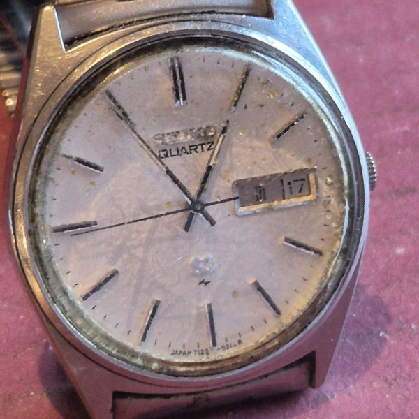 Vintage Seiko 7123 Mens Quartz Watch | WatchCharts Marketplace