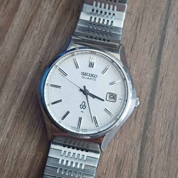 Seiko Quartz 0842-8000 Silver Sand Dial (1723) | WatchCharts Marketplace