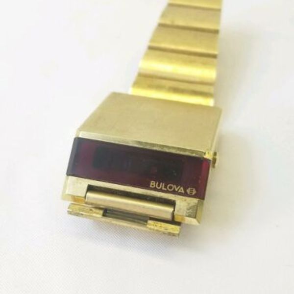 Vintage Bulova Digital N7 Cell 228 Gold Tone Wrist Watch | WatchCharts