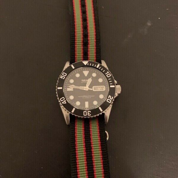 Seiko SKX031 Submariner Dive Watch Stainless Steel Sapphire Crystal ...