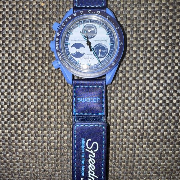 Swatch #Moons watch MISSION TO THE SUPER BLUE MOON PHASE | WatchCharts ...
