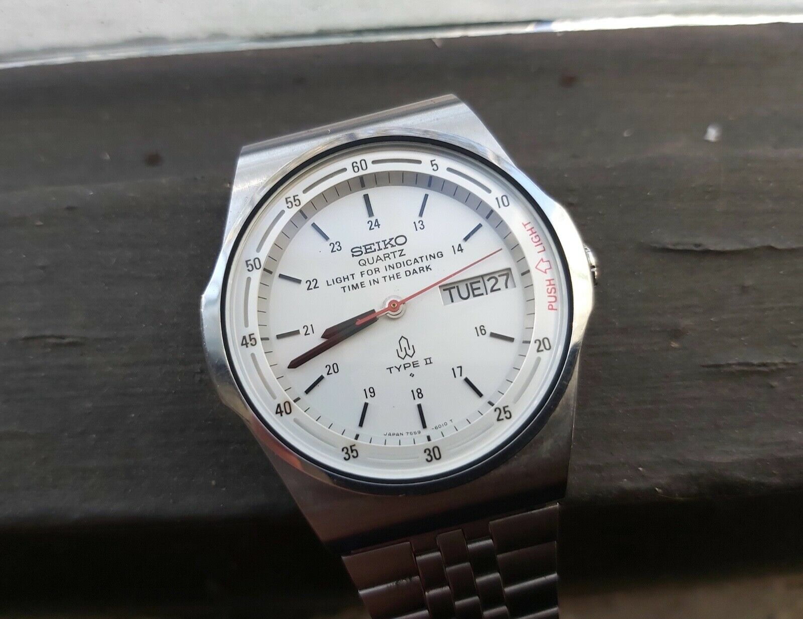 Seiko *Light for indicating time in the dark* watch ref 7559-6010 ...