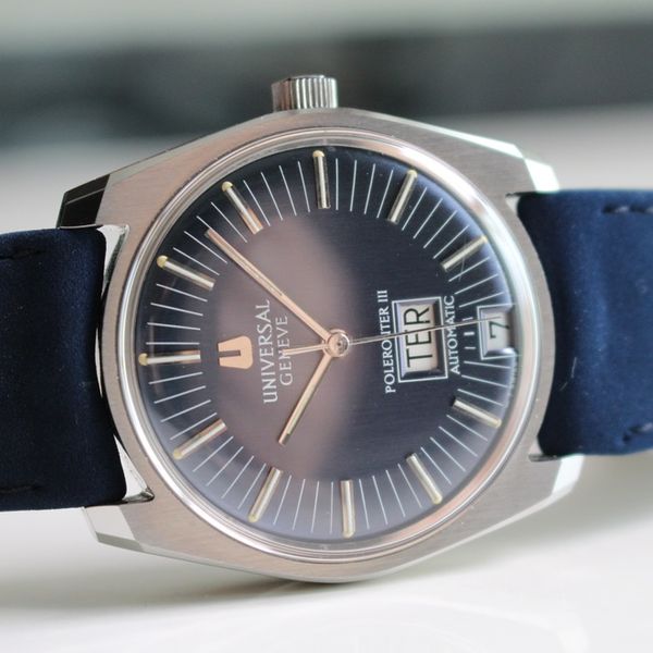 SOLD NOS Universal Geneve Polerouter III & square automatic ...