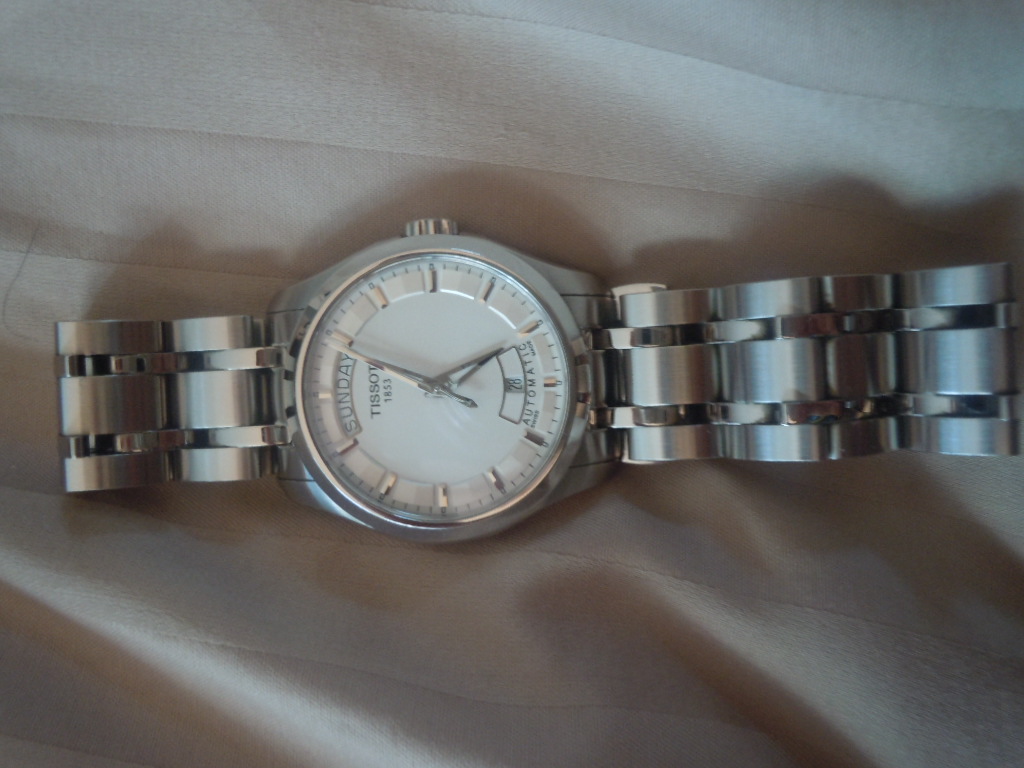 FS: Tissot T-Trend Couturier T0354071103100 | WatchCharts Marketplace