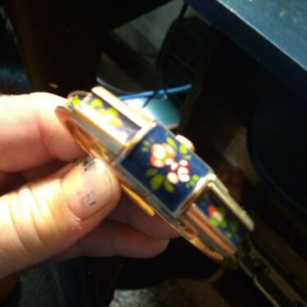 VINTAGE FELICITAS NEUCHATEL 17 JEWELS INCABLOC LADIES BANGEL WATCH ...