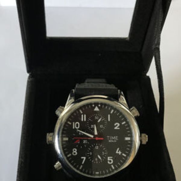 Time Berlin 4gb 480p Spy Camera Watch New Never Warn Box & Instructions ...