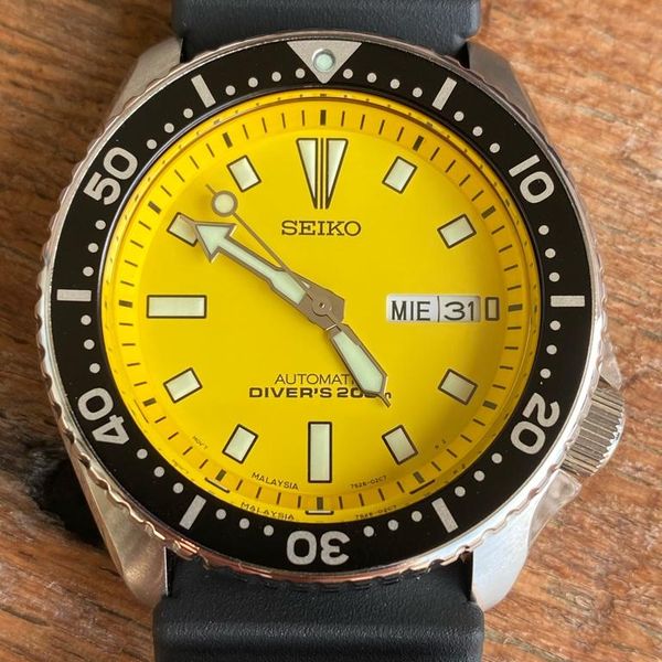 FS New Seiko SKXA35 Bumblebee Yellow | WatchCharts