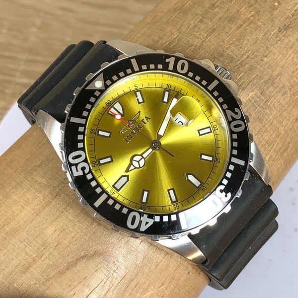 Invicta Men's Pro Diver 10918 Black Silicone Swiss Quartz Dress Watch ...