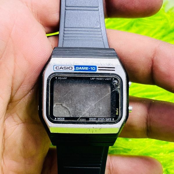 Vintage Casio 165 GM-10 UFO Invader Game Watch Case Only FOr Parts ...