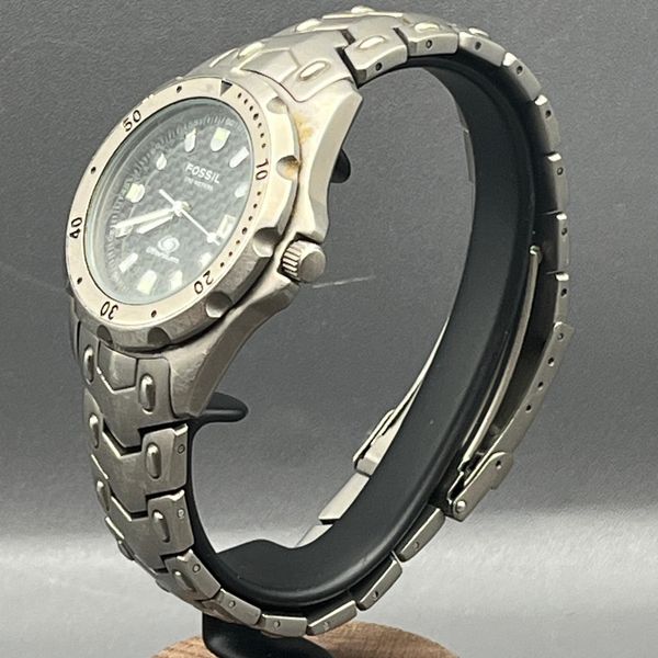 Fossil Blue TI-5019 200M Titanium Date Men's Watch Silver Tone ...