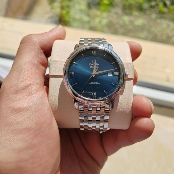 Omega disc fly series of elegant automatic mechanical movement ...