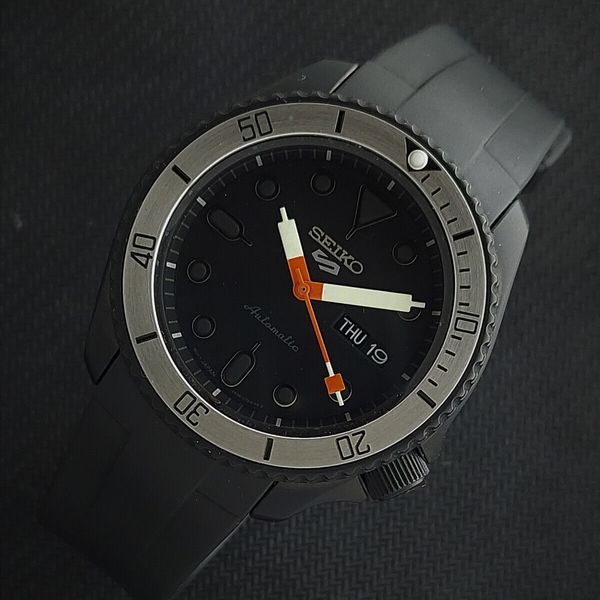 Seiko SKX/SRPD Mod - "Zinn U1" Black Diver Mod | WatchCharts Marketplace