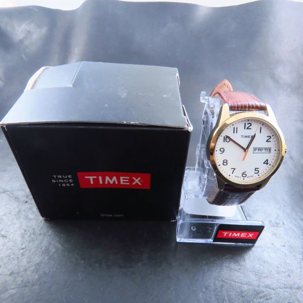 New Timex Indiglo Daydate With Luminescent Light Dial Quartz Men Watch ...