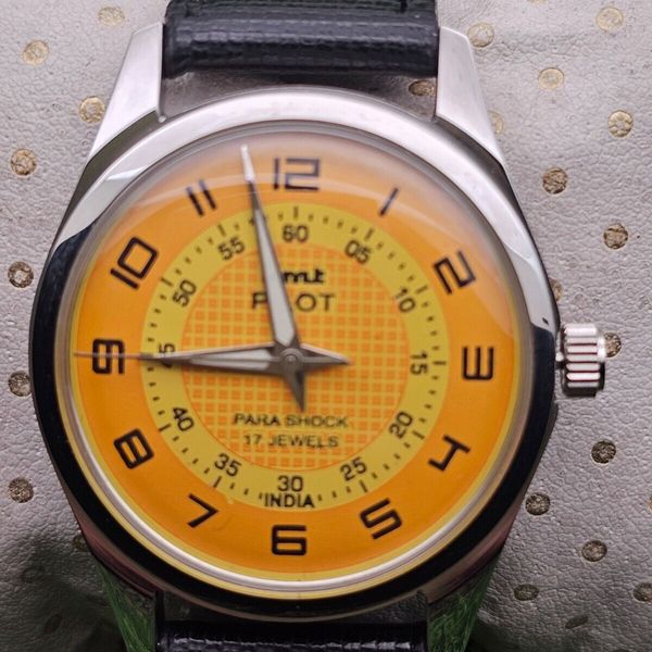 Beautiful Mens HMT Pilot Parashock Mechanical Wind 17J Watch Yellow ...