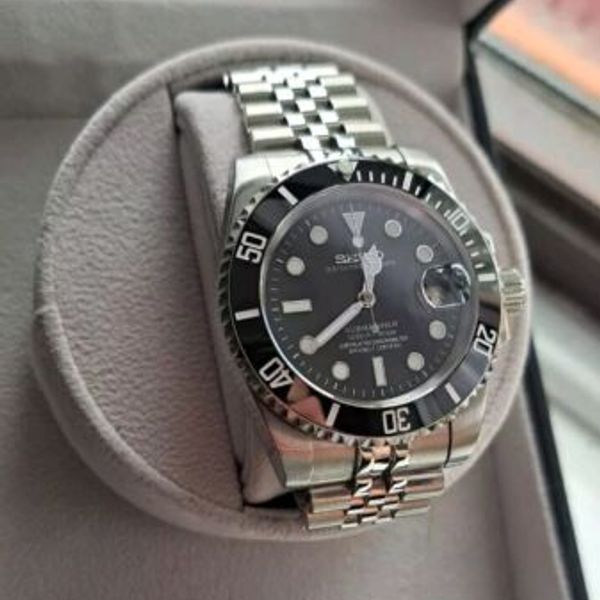 Seiko NH35 Submariner Mod - New Black Bezel and black face Bruce Wayne ...