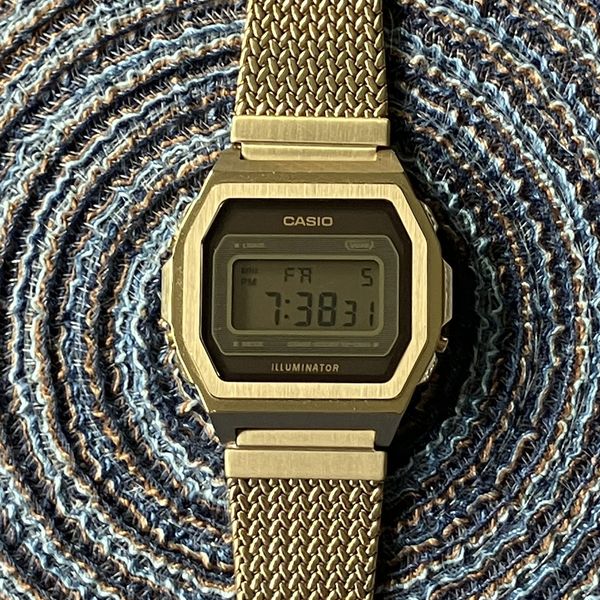 Casio Vintage Collection A1000MGA-5EF (Mint; Full Kit) | WatchCharts ...