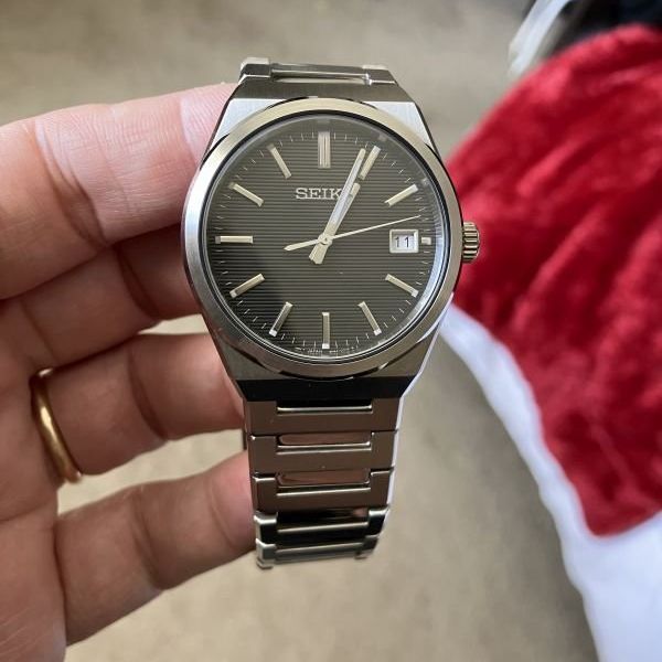 Seiko SUR557 *price drop* | WatchCharts Marketplace