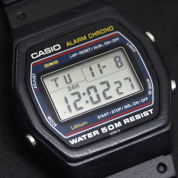 VINTAGE CASIO 248 W-26 NEW CRYSTAL WORKING MARLIN STYLE LCD DIGITAL ...